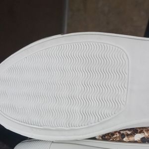 Shoes | New Luxury Snake Pattern Design Sneakers Sz 9 | Poshmark